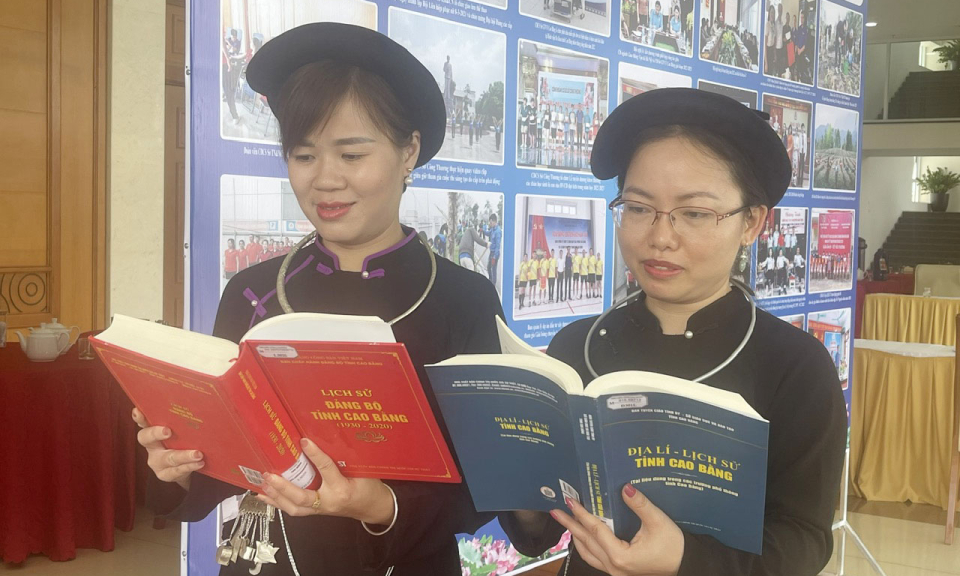 Xuất bản 70 cuốn sách lịch sử Đảng bộ các địa phương, ngành - Báo Cao ...