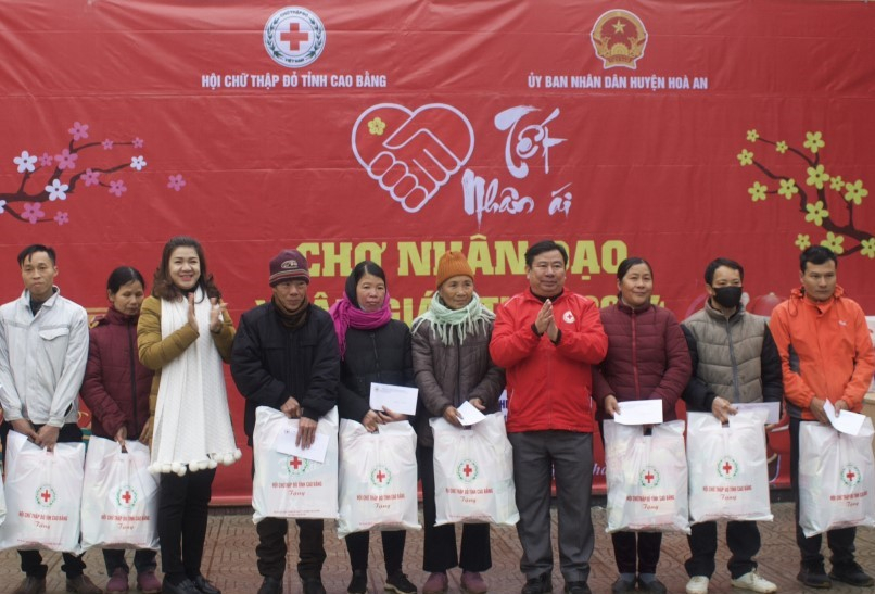Hỗ trợ trên 6.000 lượt người nghèo, người có hoàn cảnh khó khăn trong dịp Tết Nguyên đán Ất Tỵ ...